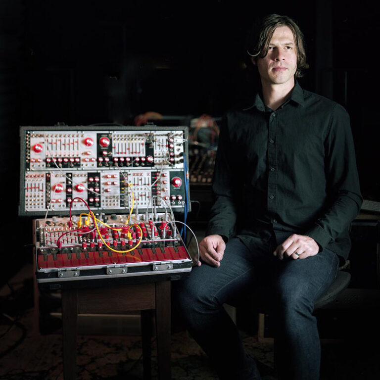 Thomas Poli – Modular Station